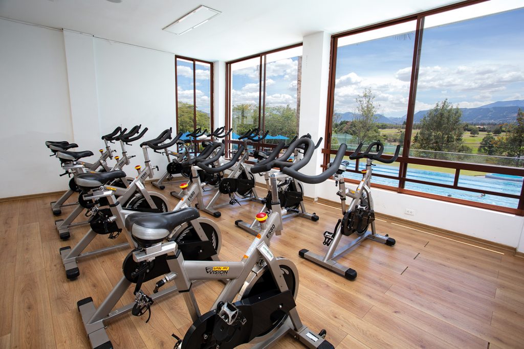 Arrayanes Country Club - Revista CLAVE Bienes Raíces