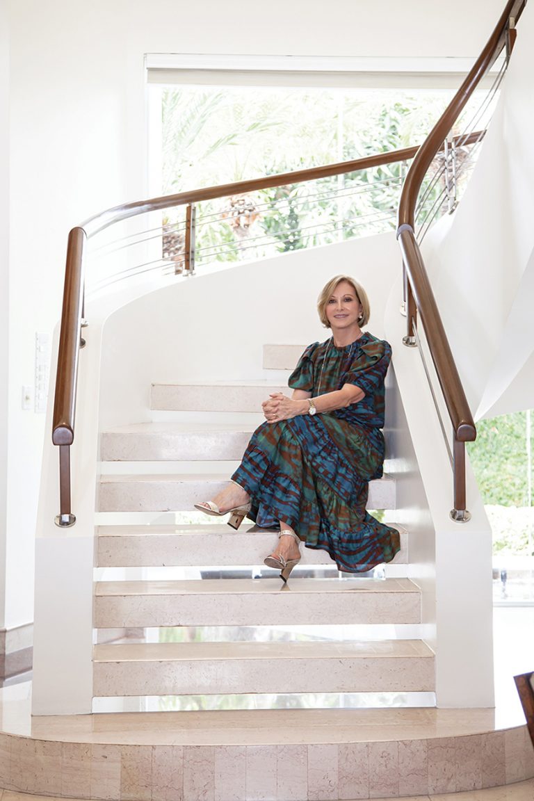 Patricia Isaías de Estrada - Un corazón destinado a labor social - CLAVE!